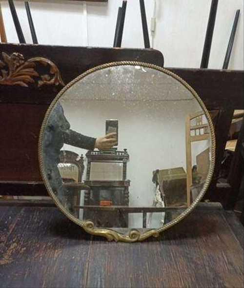 Зеркало старинное в латунной раме