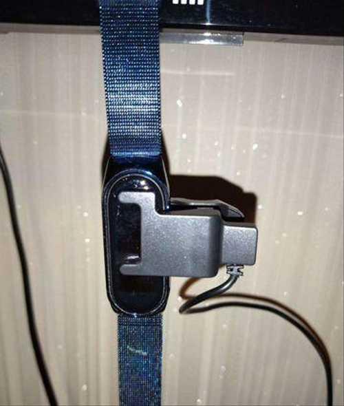 Универсальное зарядное устройство mi band 4,5,6