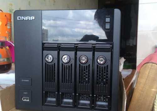 Qnap ts-459 pro+ 2Gb RAM