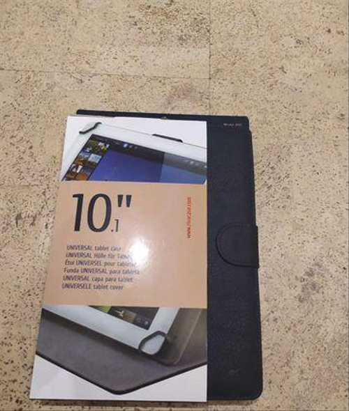 Чехол Rivacase 3017 Black (10.1")