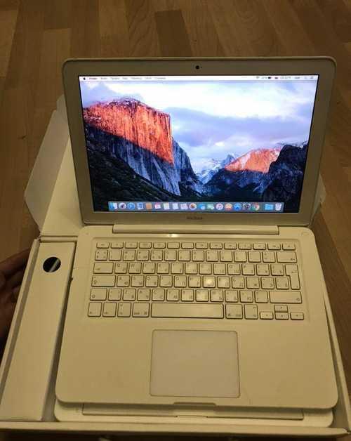 MacBook white 2010 в коробке