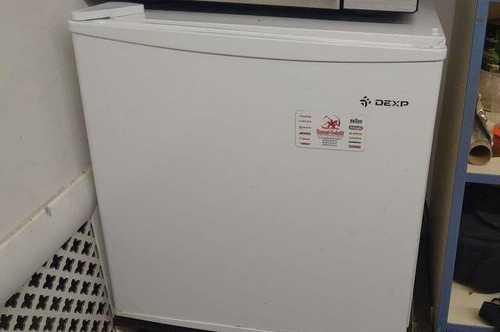 Холодильник Dexp TF050D