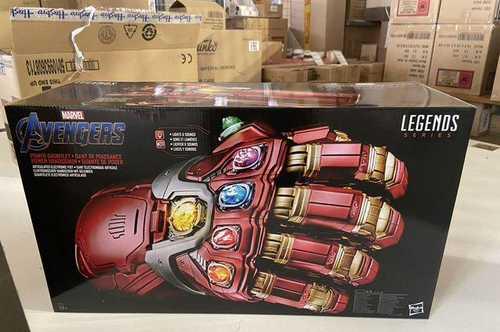 Перчатка бесконечности Avengers Legends Gear