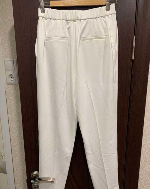 Брюки Uniqlo