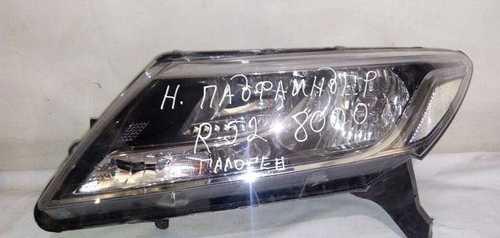 Фара левая Nissan Pathfinder P52