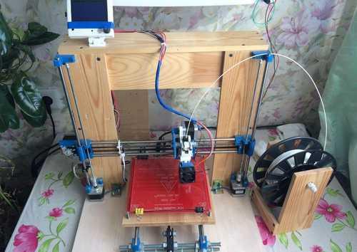 Отдам в хорошие руки 3D принтер Prusa i3 Box Style