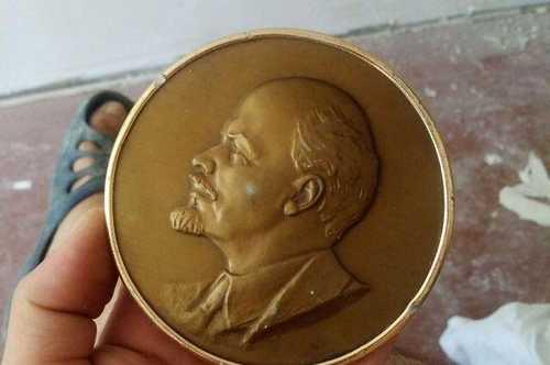 Медаль настольная Ленин, автор Н. Соколов лмд СССР