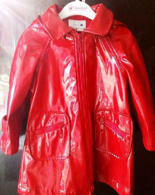 Лаковый плащ Zara