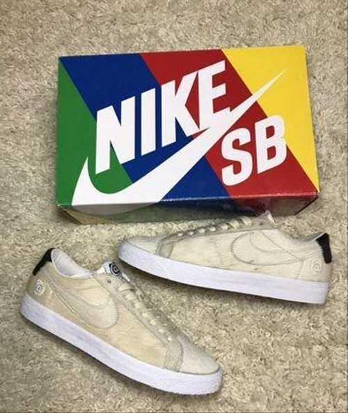 Nike SB Zoom Low Blazer QS Medicom