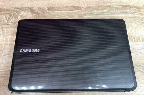 Samsung R525 (разбор ноутбуков)