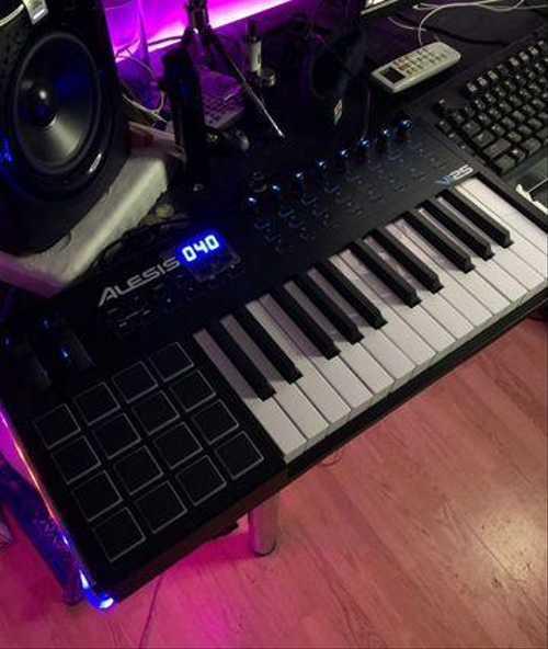 Миди alesis vi25