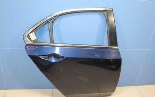 Дверь правая задняя Honda Accord 8