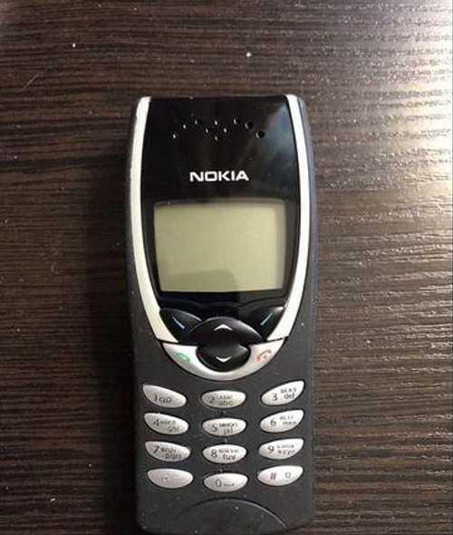 Телефон Nokia 8210