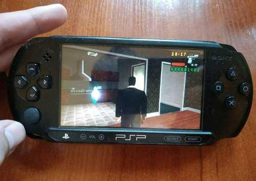 PSP E-1008 с картой памяти и зарядкой (прошита)