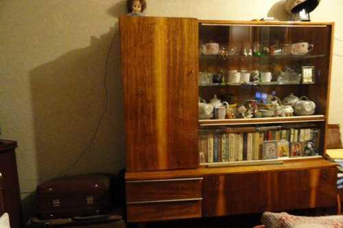 Продаю ретро сервант