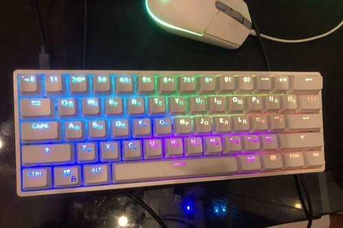 Кастомная клавиатура gk61