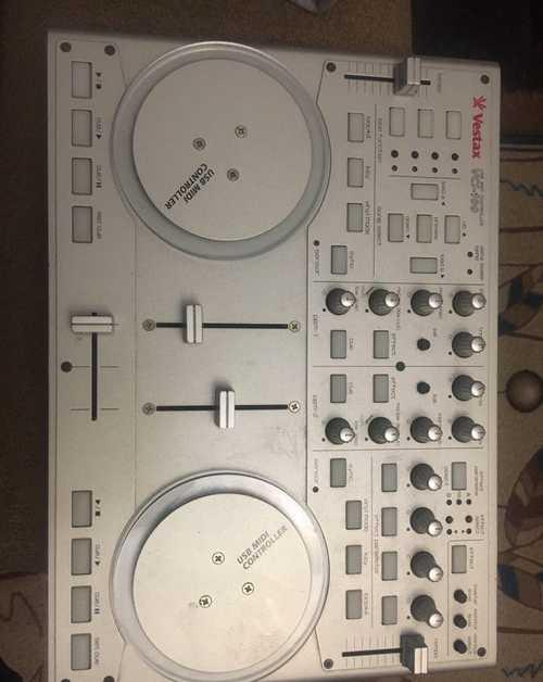 Vestax VCI-100 Dj Контроллер