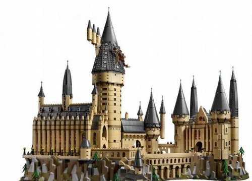 Lego Harry Potter замок Хогвардс 71043