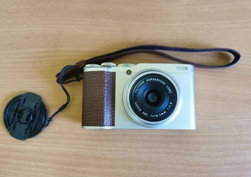 Продаю Fujifilm XF10 Gold Золотистый