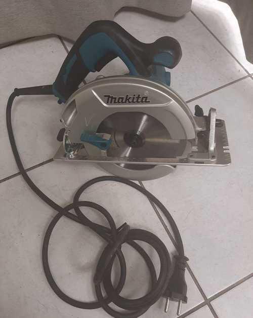 Дисковая пила Makita HS6601