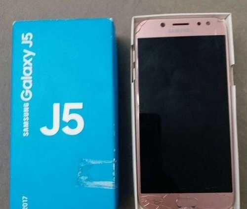 Телефон Samsung SM-J530FM/DS