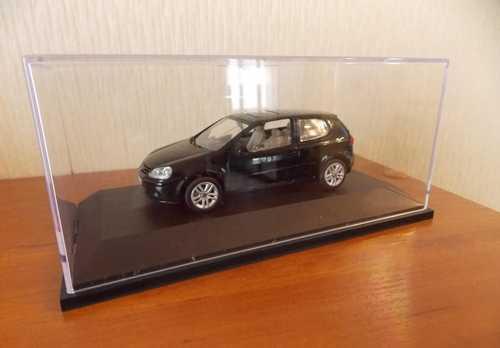 Volkswagen Golf фирменная модель 1:43