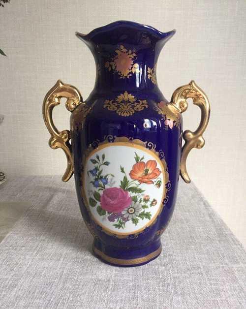 Старинная фарфоровая ваза