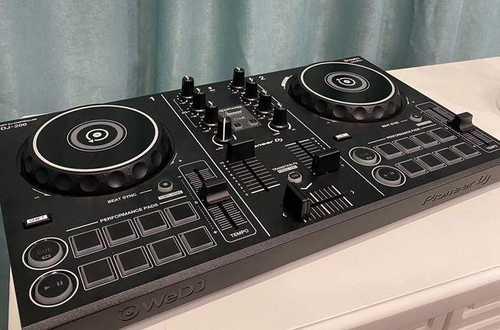 Dj пульт Pioneer ddj200