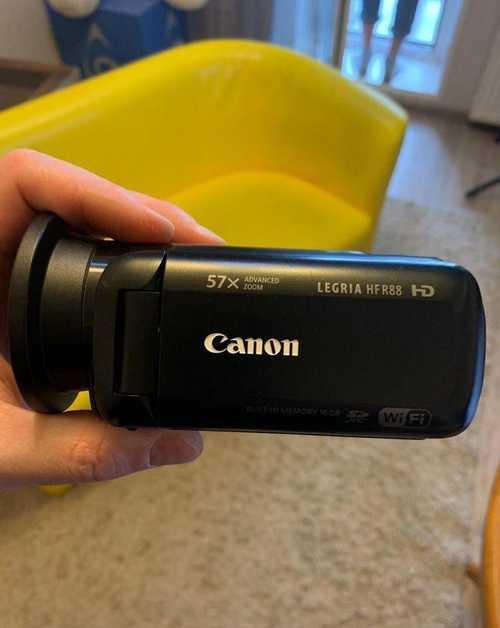 Canon Legria HF r88