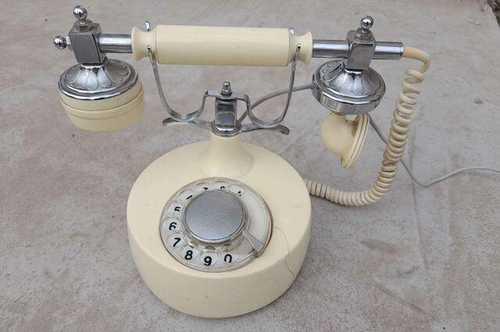 Старый телефон, ретро от Сталина