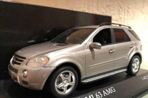 Mercedes Benz ML 63 AMG W164 1:43 Minichamps Beige