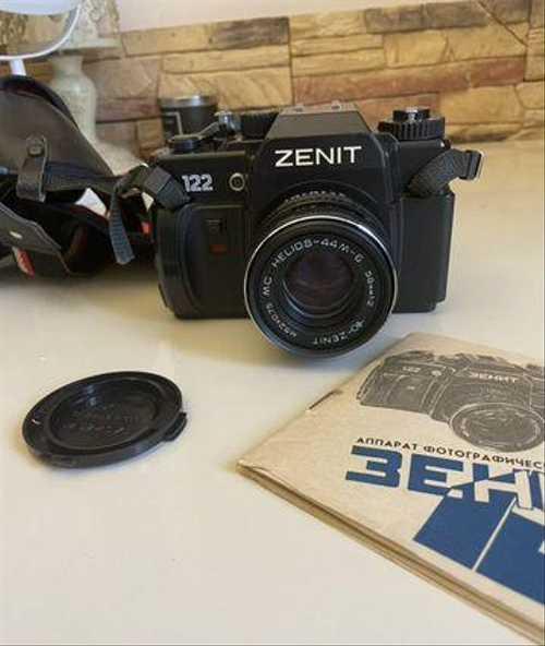 Плёночный фотоаппарат zenit 122