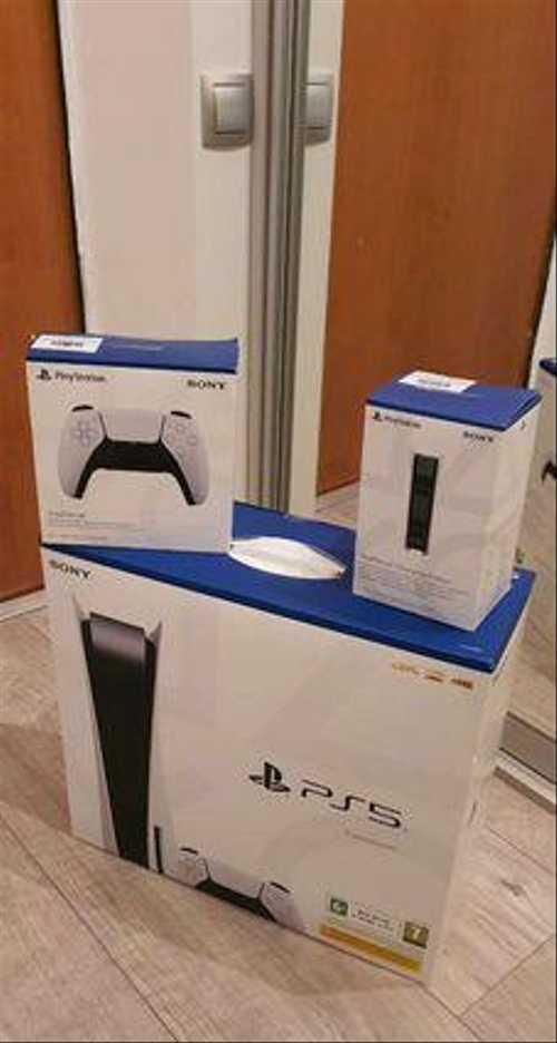 Playstation 5 blue-ray + геймпад DualSence + заряд