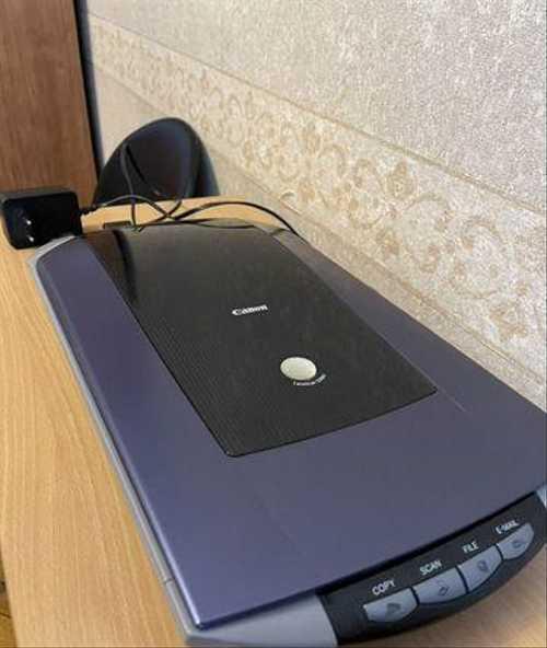 Сканер Canon CanoScan 3200F