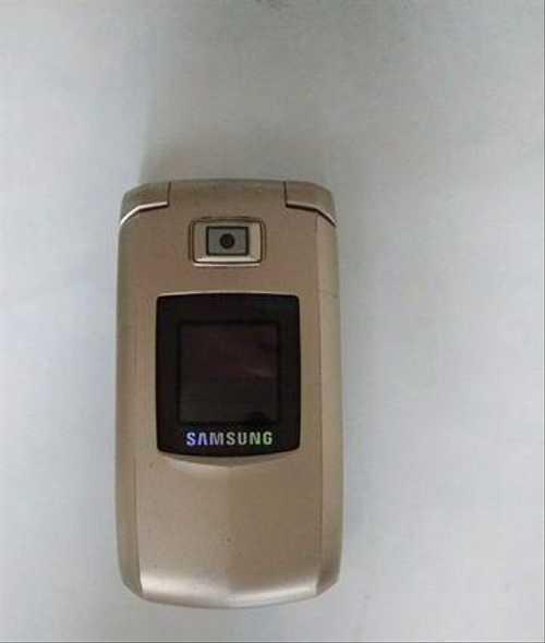 Мобильный телефон SAMSUNG SGH-E480 с наушниками