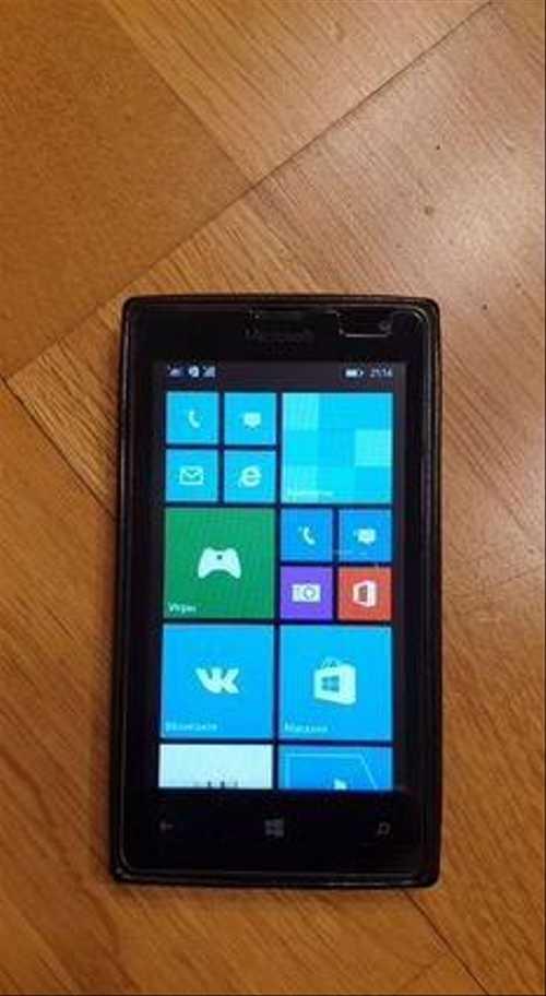 Смартфон Nokia Lumia 435