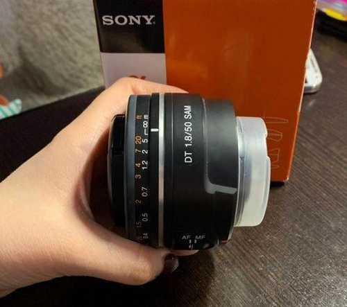 Объектив Sony DT 50mm F1.8 SAM