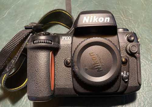 Плёночный фотоаппарат Nikon F100 body