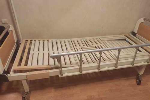 Медицинская кровать для лежачих больных