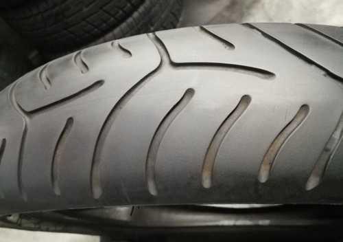 110 80 19 Bridgestone Battlax Sport touring t30f