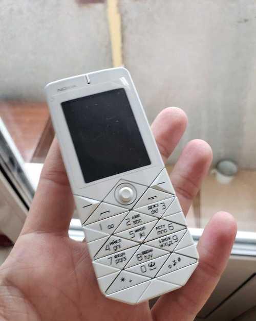 Nokia 7500 состояние близкое к новому комплект