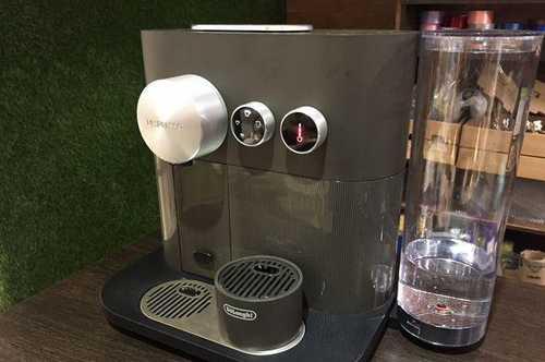 Кофемашина Nespresso Delonghi Expert почти новая