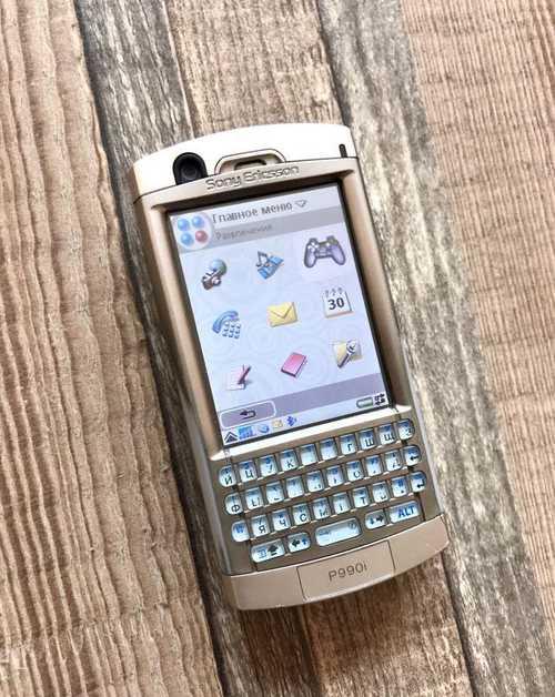 Телефон Sony Ericsson P990i раритет