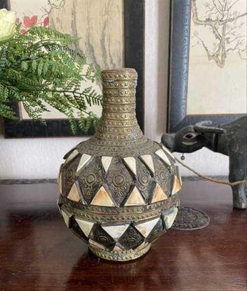 Восточная ваза, керамика, камень и металл