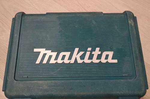 Шуруповерт Makita