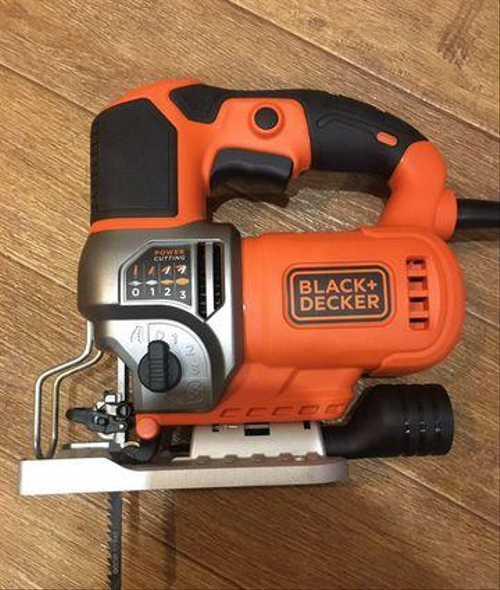 Лобзик Black&Decker BES610 650 Вт