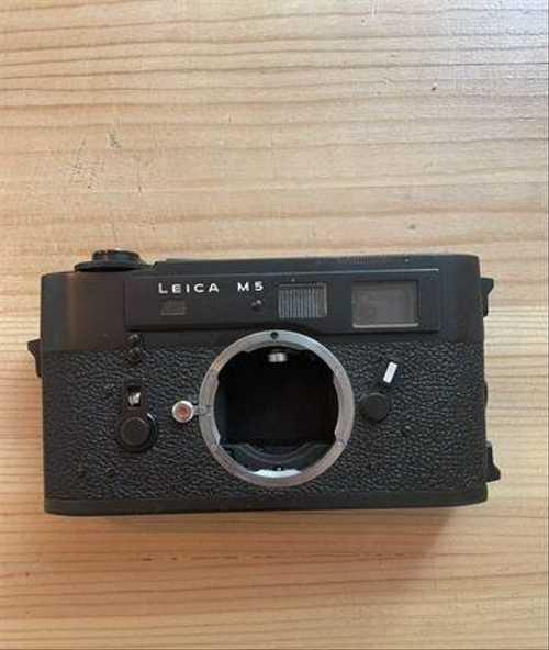 Плёночный фотоаппарат leica m5