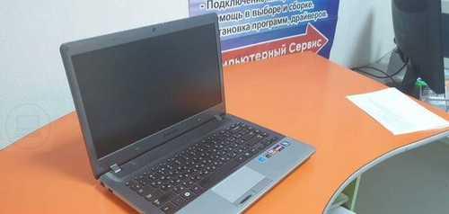 Красивый ноутбук для офиса Samsung NP355V4C-S01RU7