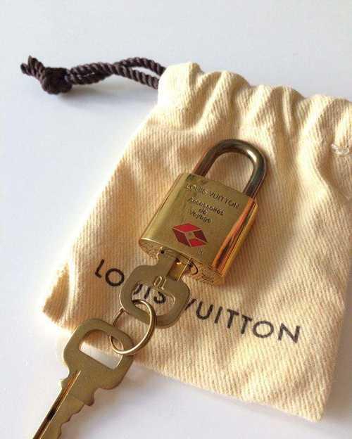 Замок с ключами Louis Vuitton