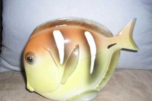 Фарфоровая статуэтка лфз рыба-диск